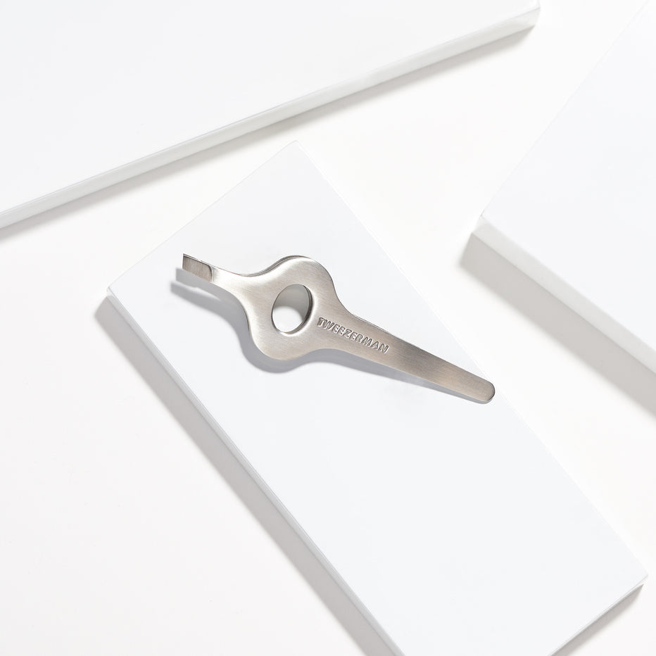 Wide Grip Slant Classic | 1217-P – Tweezerman
