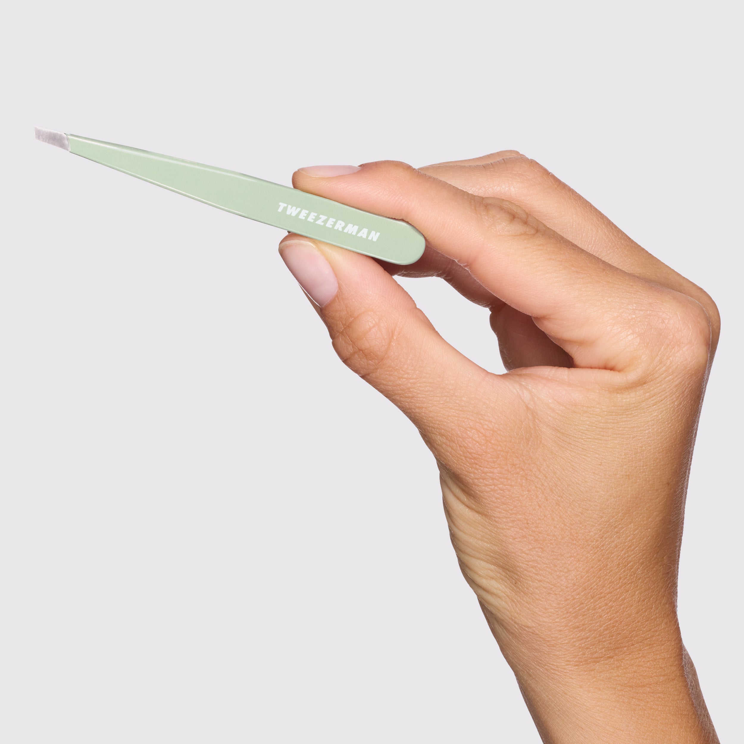 Pistachio Full Slant Tweezer – Tweezerman